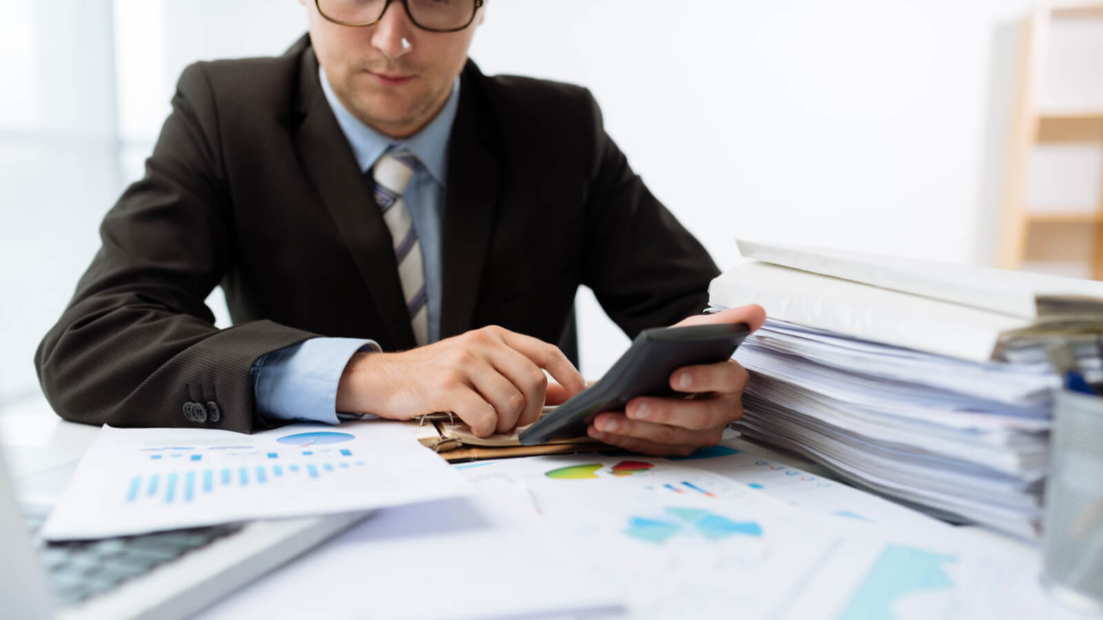 Pros And Cons Of Hiring A CPA DiMercurio Advisors Pros And Cons Of Hiring A CPA DiMercurio Advisors